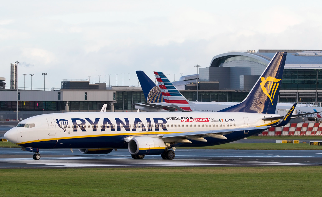 Low-cost airlines Ryanair and Wizz Air launch new flights from Polish ...
