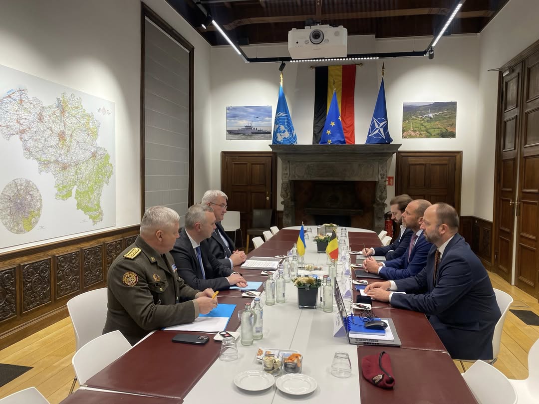 Zelensky in Brussels: Belgium to supply Ukraine with F-16 fighters ...